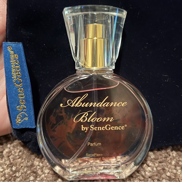 SeneGence | Other | Senegence Abundance Bloom Perfume Oz | Poshmark